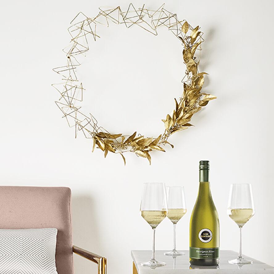 Abstract Wreath | Party Decoration Ideas | Kim Crawford Wines